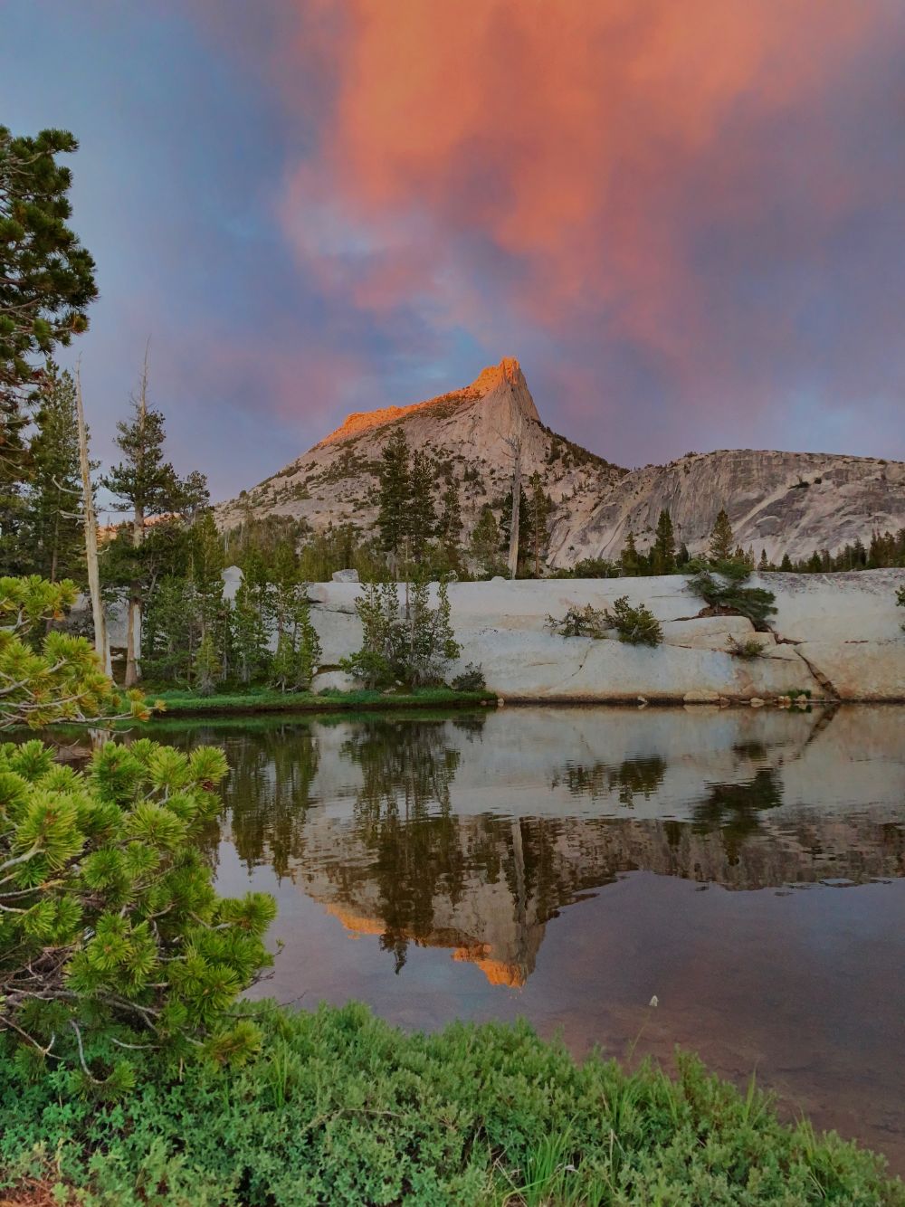 Backpacking to Cathedral Lakes